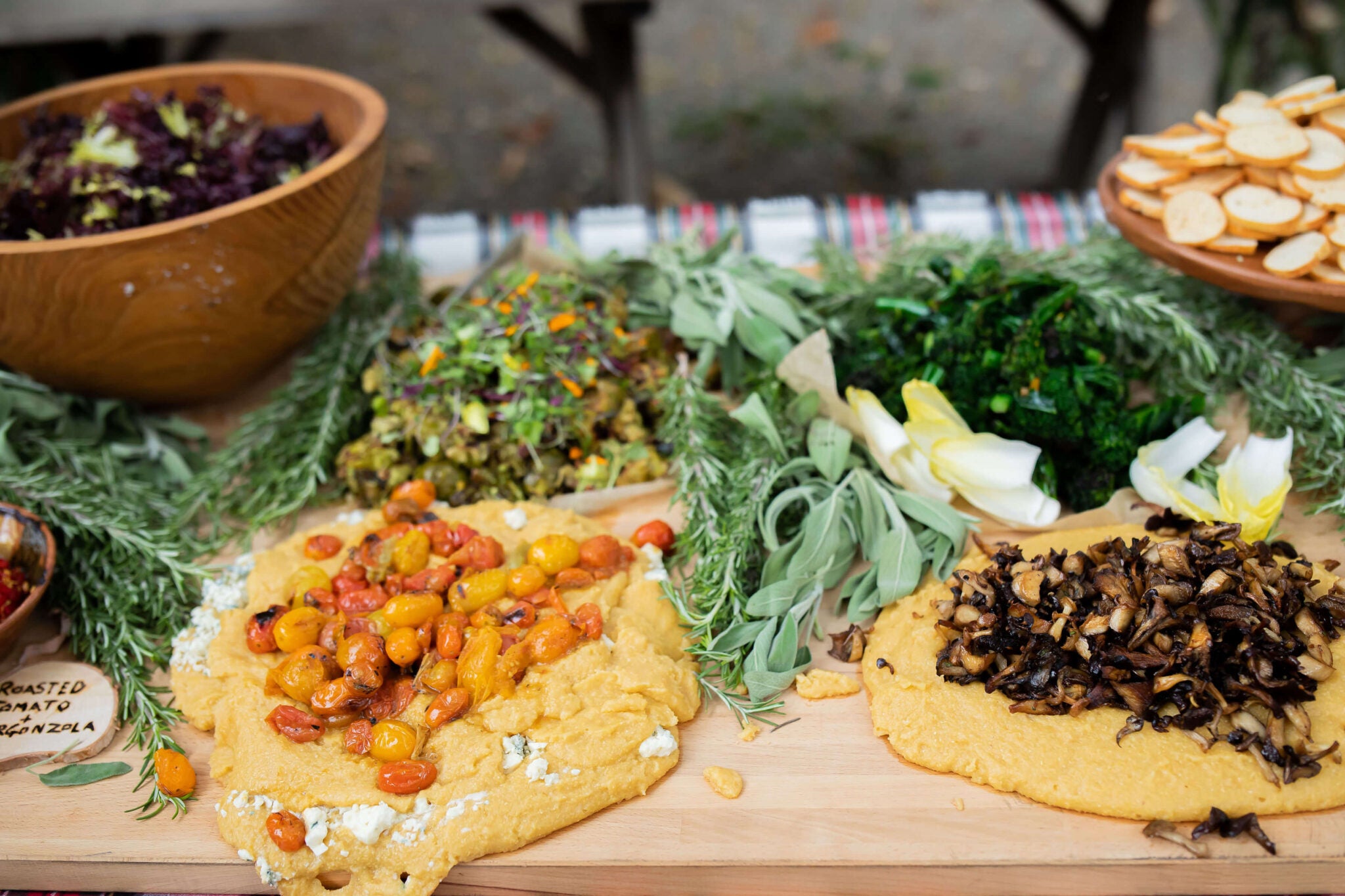 10 Tips for Stress-Free Holiday Entertaining (That Actually Work) | KCM